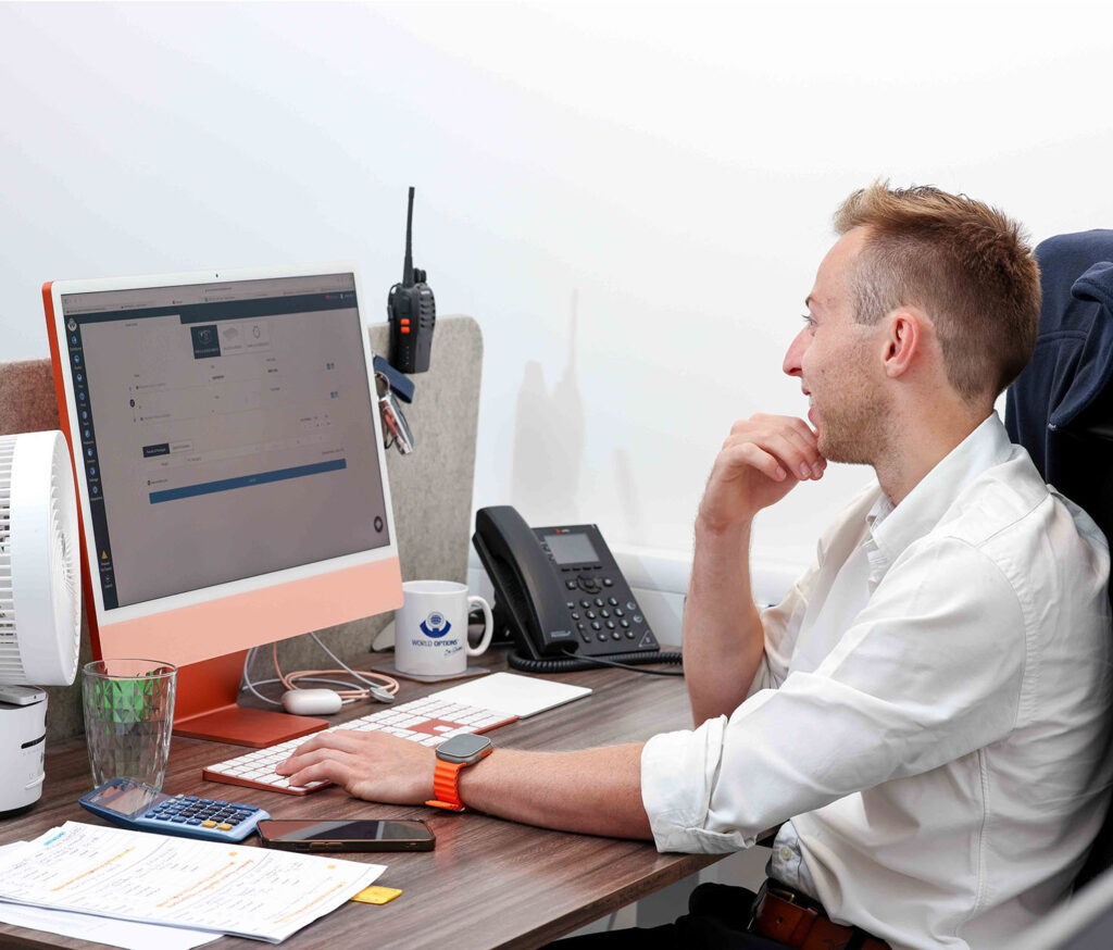 Low Cost Parcel Delivery - International & UK Delivery - World Options